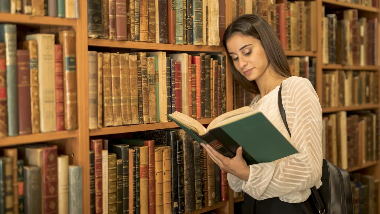 60 Kata-Kata Perpustakaan yang Bijaksana dan Keren, Ajak untuk Gemar ...