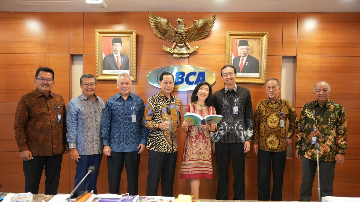 Direksi dan Komisaris BCA Kompak Borong Saham BBCA, Rogoh Kocek hingga ...