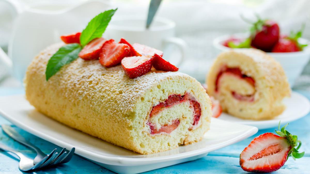 Tips Menggulung Bolu agar Tidak Patah dan Hancur - Lifestyle Fimela.com