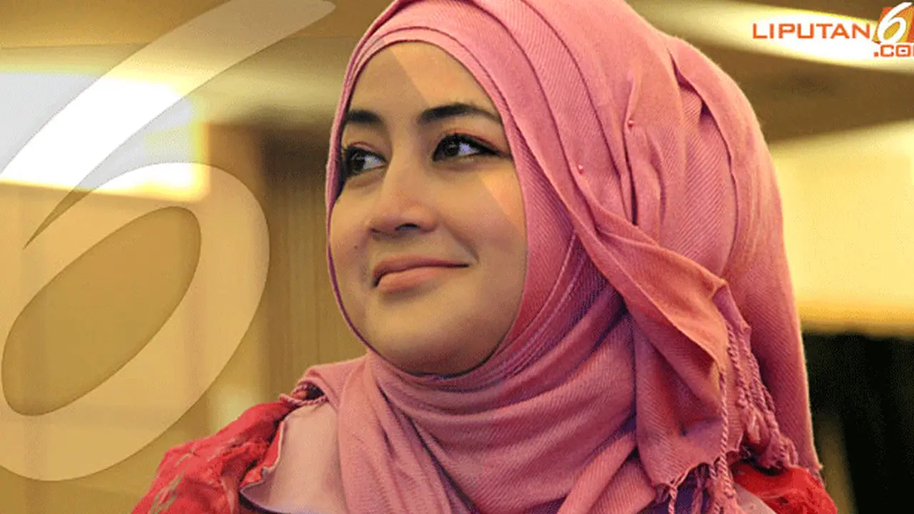 Pipik Dian Irawati Siap Luncurkan Buku Dihari Spesial - ShowBiz ...