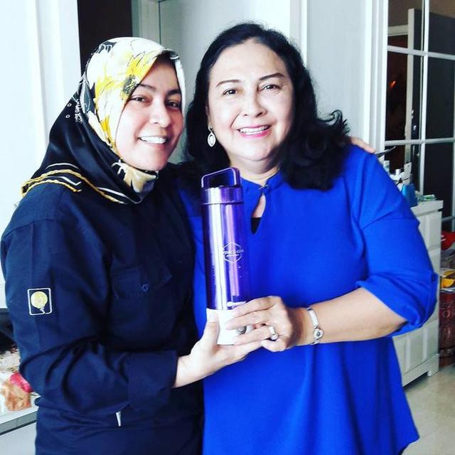 6 Potret Astrid Kuya Bareng Ibunya yang Berprofesi Sebagai Pendeta ...