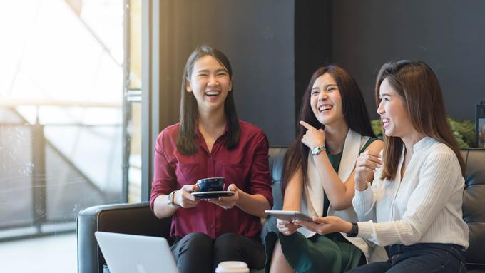 5 Cara Tetap Bahagia dengan Lingkaran Pertemanan yang Mengecil ...