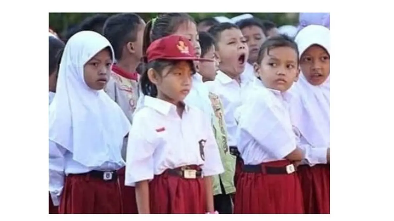 6 Pose Anak Sekolah Lagi Menguap Ini Bikin Auto Ngantuk - Hot Liputan6.com