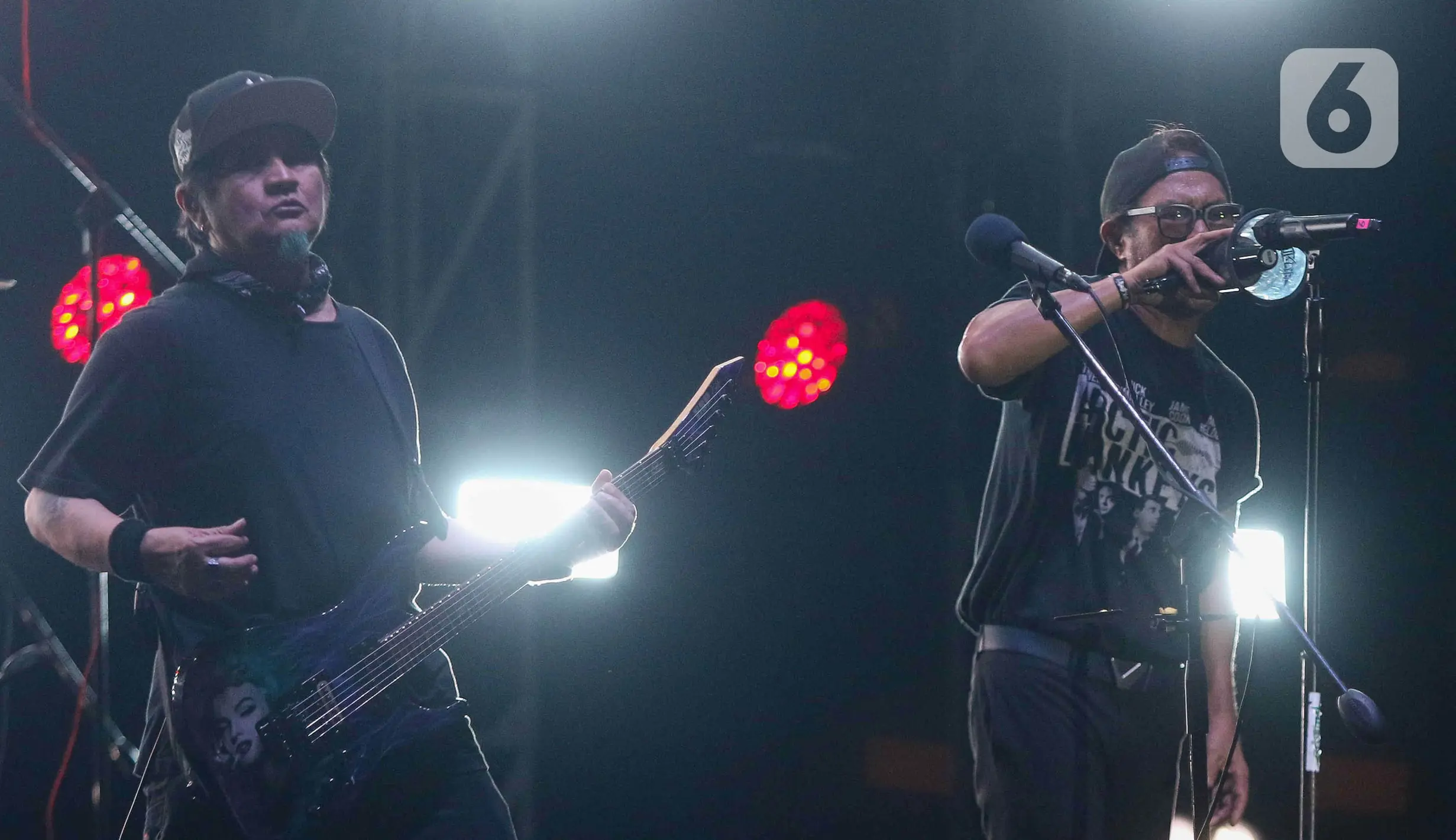 Grup Musik Jamrud Ramaikan The 90's Festival - Foto Liputan6.com