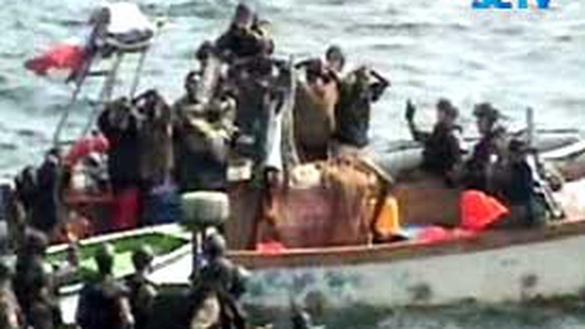 Tentara Prancis Tangkap 10 Perompak - Global Liputan6.com