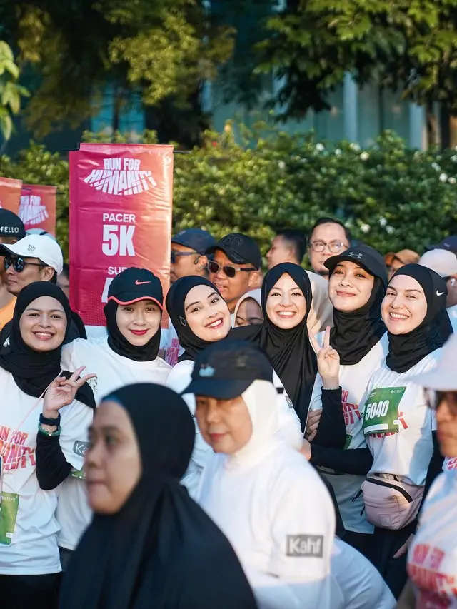 Galang Dana untuk Palestina, Ini 8 Potret Artis Ikut 'Run for Humanity' - Hot Liputan6.com