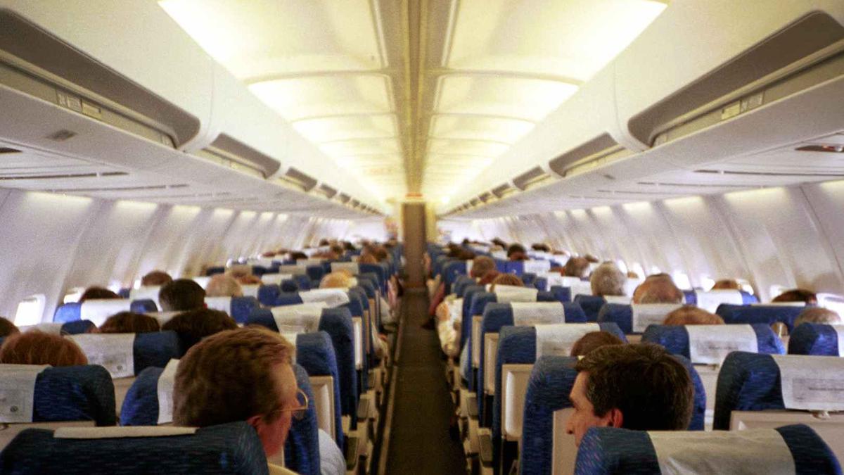 Patuhi 7 Aturan Ini Saat Naik Pesawat - Lifestyle Liputan6.com