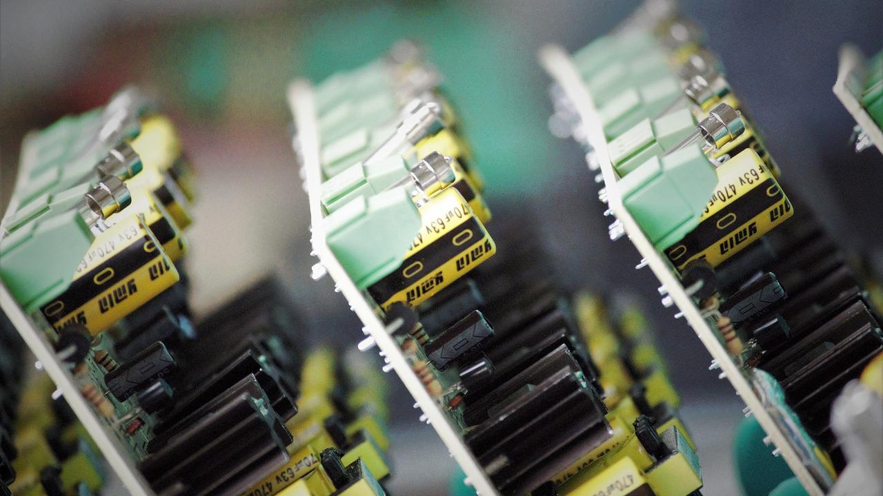 8 Cara Membuat PCB yang Benar dan Praktis, Kenali Tipe Juga Kelebihannya