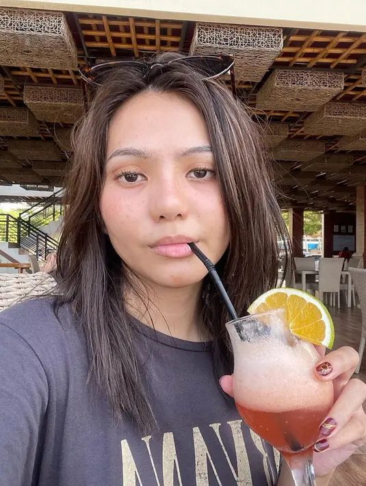 Pesona Afifah Ifah'nda Tanpa Makeup, Tampil Menawan dan Percaya Diri ...