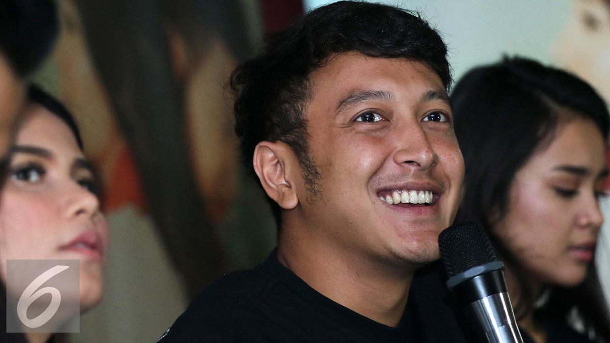 Foto Dimas Anggara Dan Pacarnya