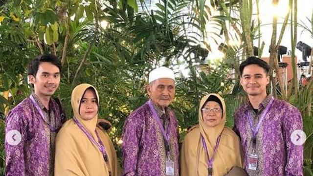 Berangkat Umrah, Doa Khusus Aiman Ricky Bukan soal Jodoh - ShowBiz ...