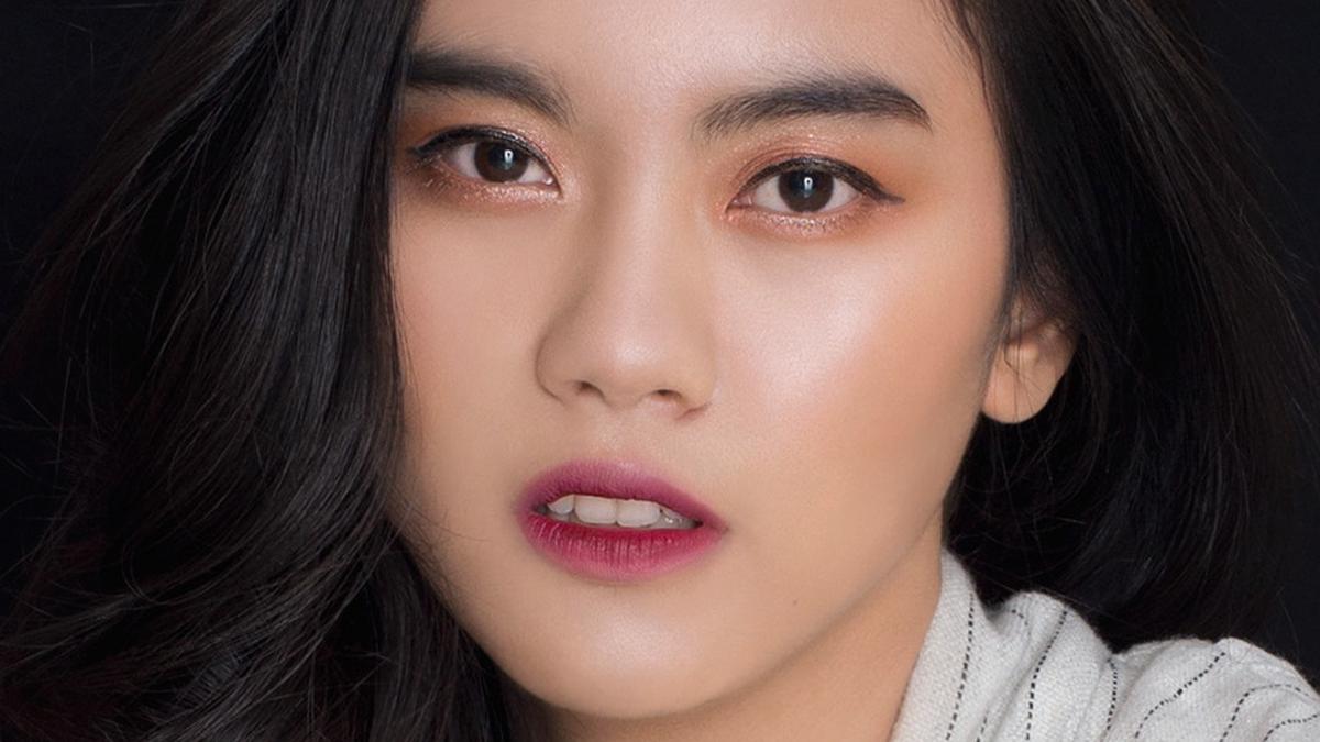 Makeup Lebih Praktis dan Sempurna dengan Two Tone Makeup