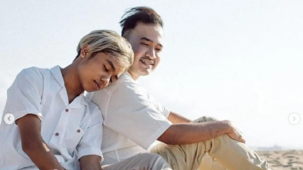 Betrand Peto Sandarkan Kepalanya di Bahu Ruben Onsu, Suami Sarwendah Beri Petuah Penting ...