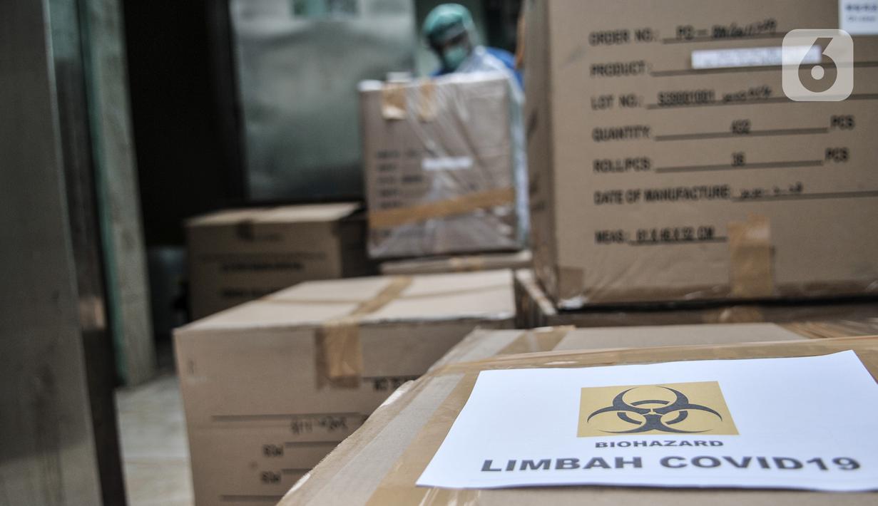 FOTO: Proses Pembuangan Limbah Covid-19 di Labkesda DKI Jakarta - Foto ...