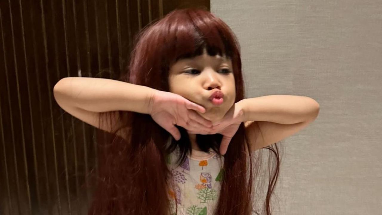 6 Potret Menggemaskan Nakeya Putri Nola B3 Cosplay Jadi Princess Ariel ...