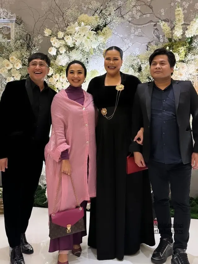 10 Potret Artis di Pernikahan Putri Helmy Yahya dengan Pria Korea, Bertabur Bintang - Hot ...