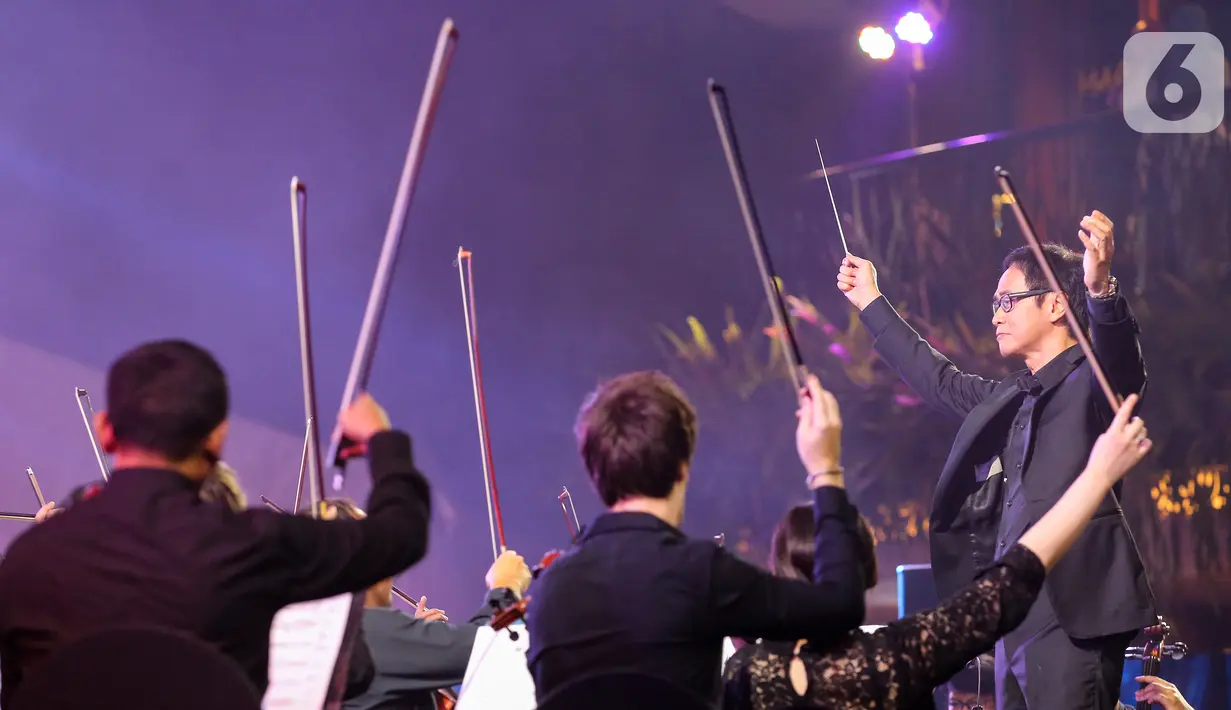 FOTO: Addie MS Bersama Twilite Orchestra Bawakan Symphony Under the ...