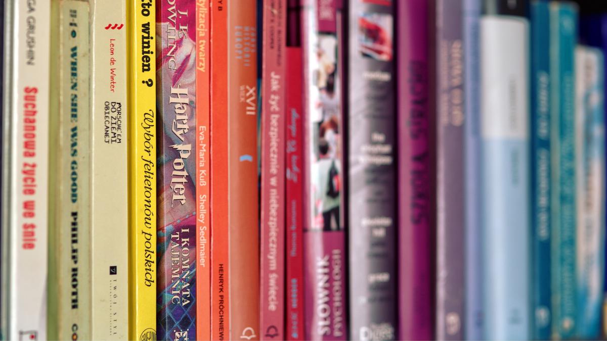 Kumpulan Contoh Resensi Novel yang Bisa Jadi Referensi