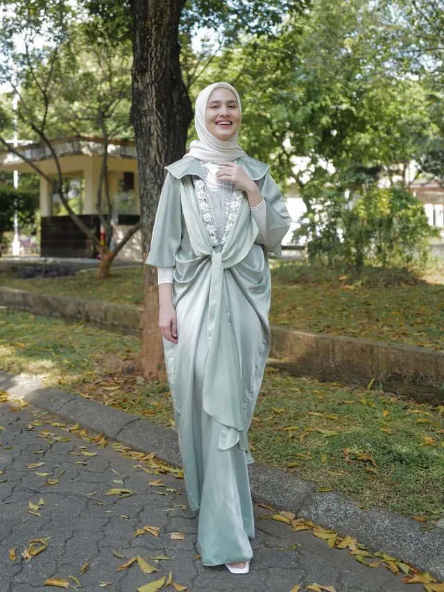 10 Model Gamis Lebaran 2024 yang Paling Trendi dan Menambah Pesona ...