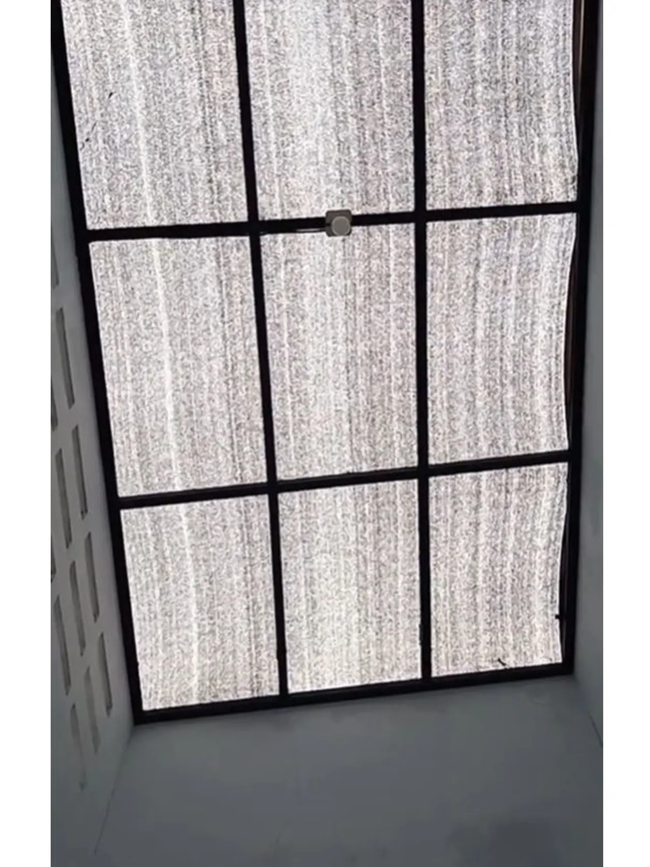 Desain Dapur Pakai Atap Transparan Ini Gagal Estetik, Bikin Pemilik ...