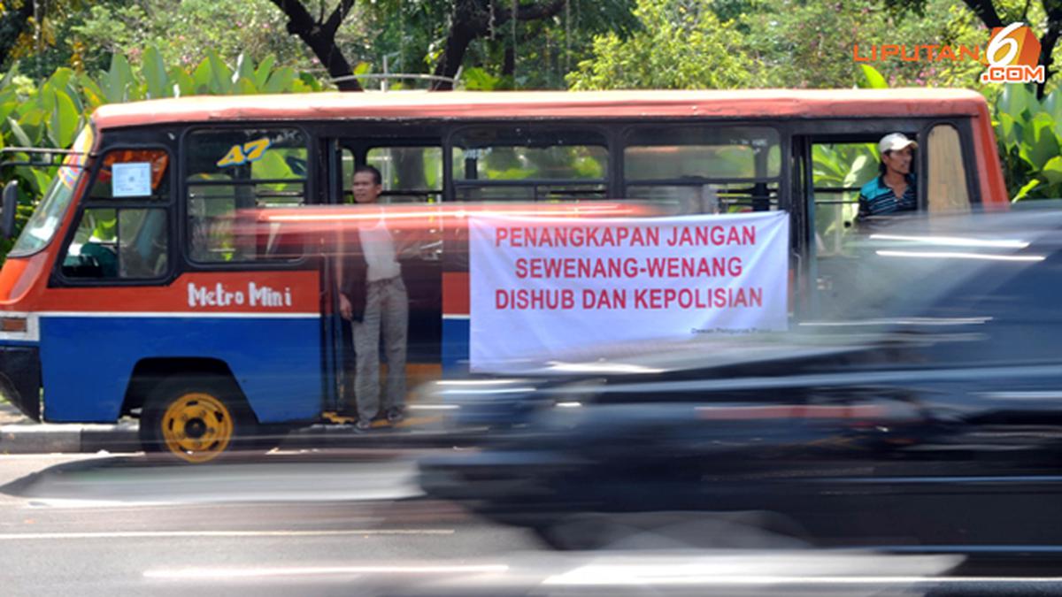 Alasan Metro Mini Dikandangkan Hingga Berujung Aksi Mogok - News ...