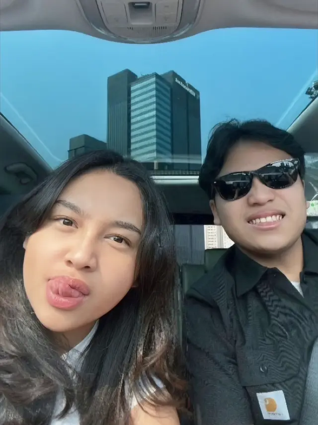 7 Potret Khirani Anak Mayangsari Bareng Pria Diduga Pacar, Setahun Bersama - Hot Liputan6.com