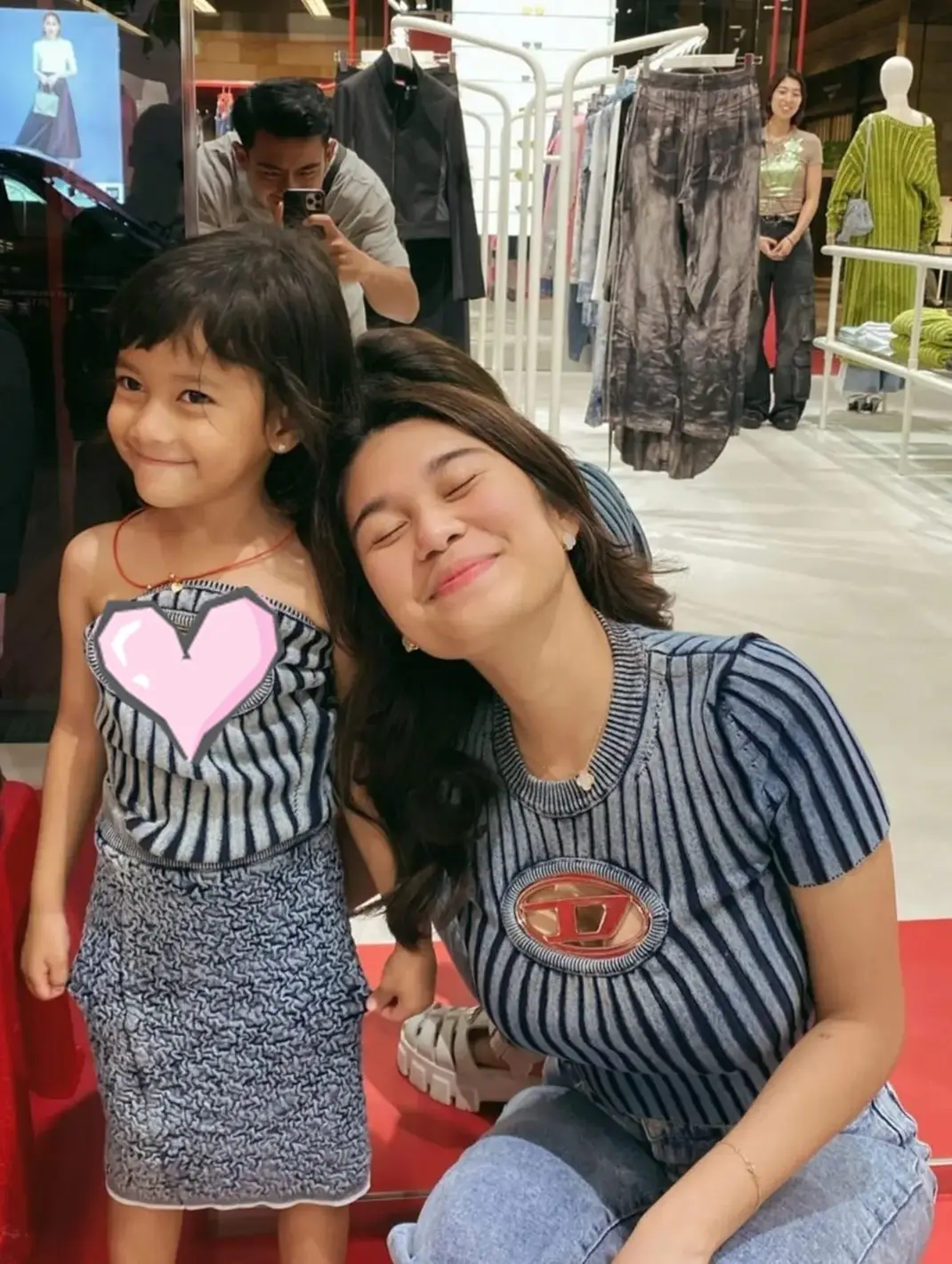 Potret Kebersamaan Arhan dan Azizah dengan Sanak Saudara Ini Curi ...