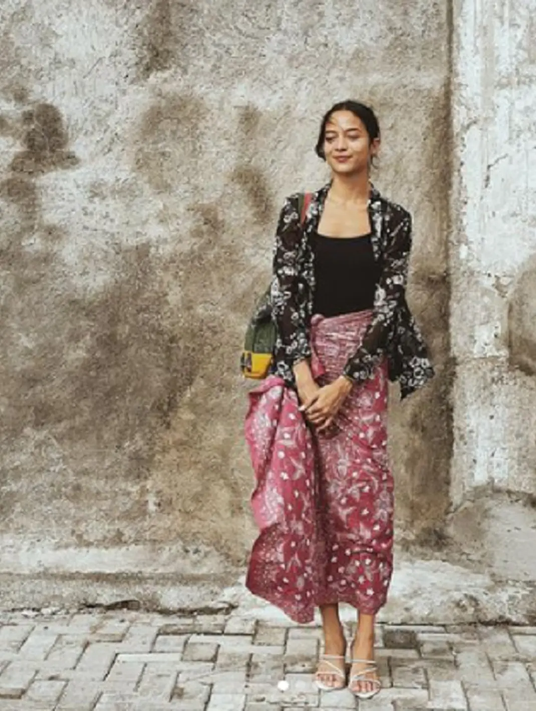 10 Pesona Putri Marino Berkain, Potret Padu Padan Daily Outfit dengan ...