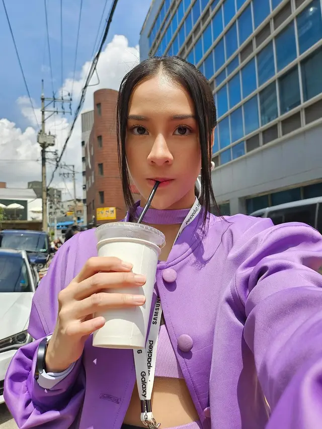 10 Potret Anya Geraldine Dandan ala Idol Korea, Sudah Mirip? - Entertainment Fimela.com