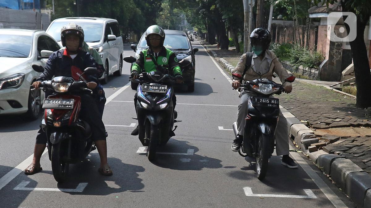Kiat Aman Mengendarai Sepeda Motor di Era Normal Baru - Health Liputan6.com