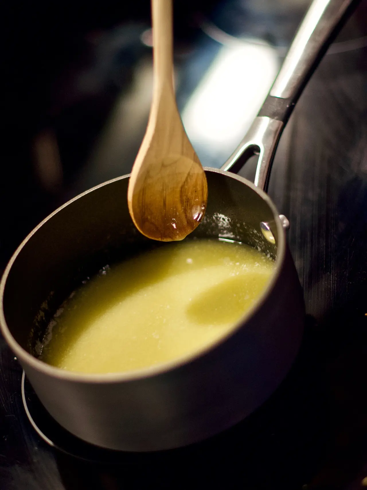 Mencair Adalah Proses Perubahan Zat, Pahami Proses Perubahan Lainnya ...