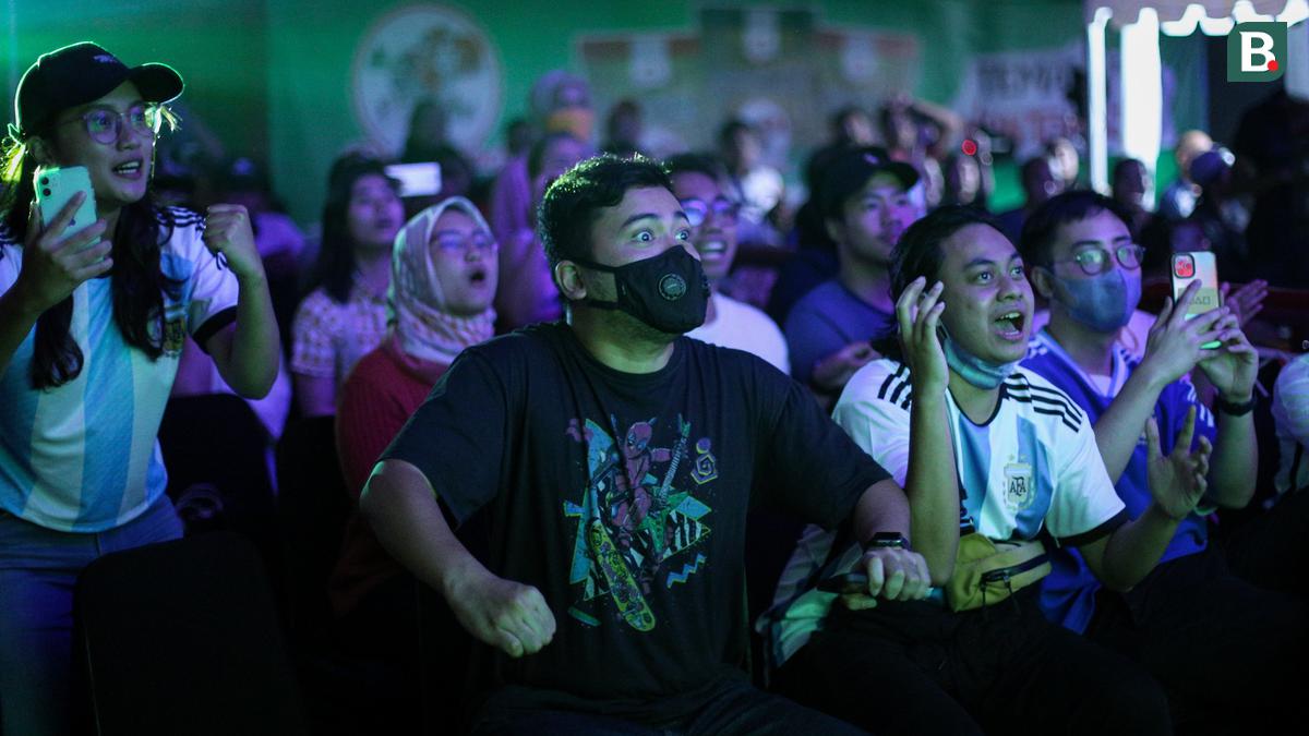 Foto: Jadi Saksi Lionel Messi Angkat Trofi, Berikut Keseruan Nobar ...