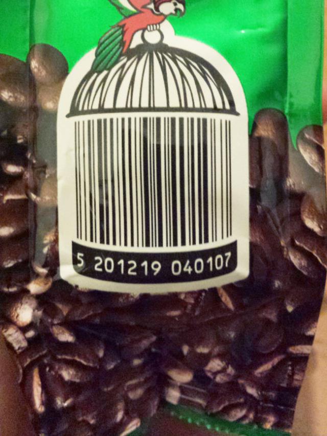 7 Foto Desain Barcode Kemasan Ini Super Kreatif, Anti Mainstream - Hot ...