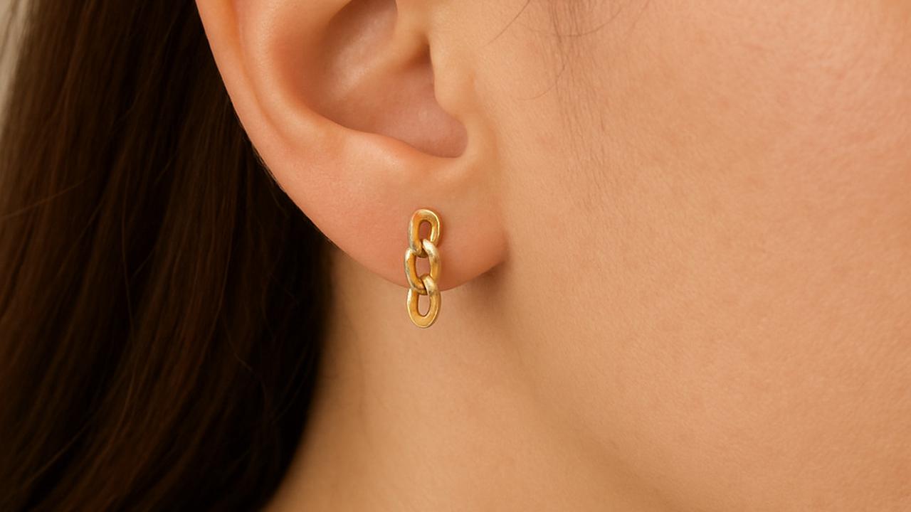 Alergi Setelah Pakai Anting? Waspadai 5 Jenis Logam Ini yang Sering ...