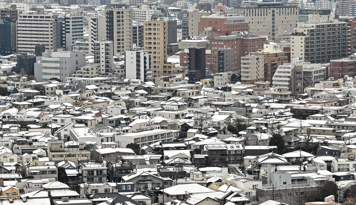 Dilanda Hujan Salju Lebat, Tokyo dan Sekitarnya Memutih - Foto Liputan6.com