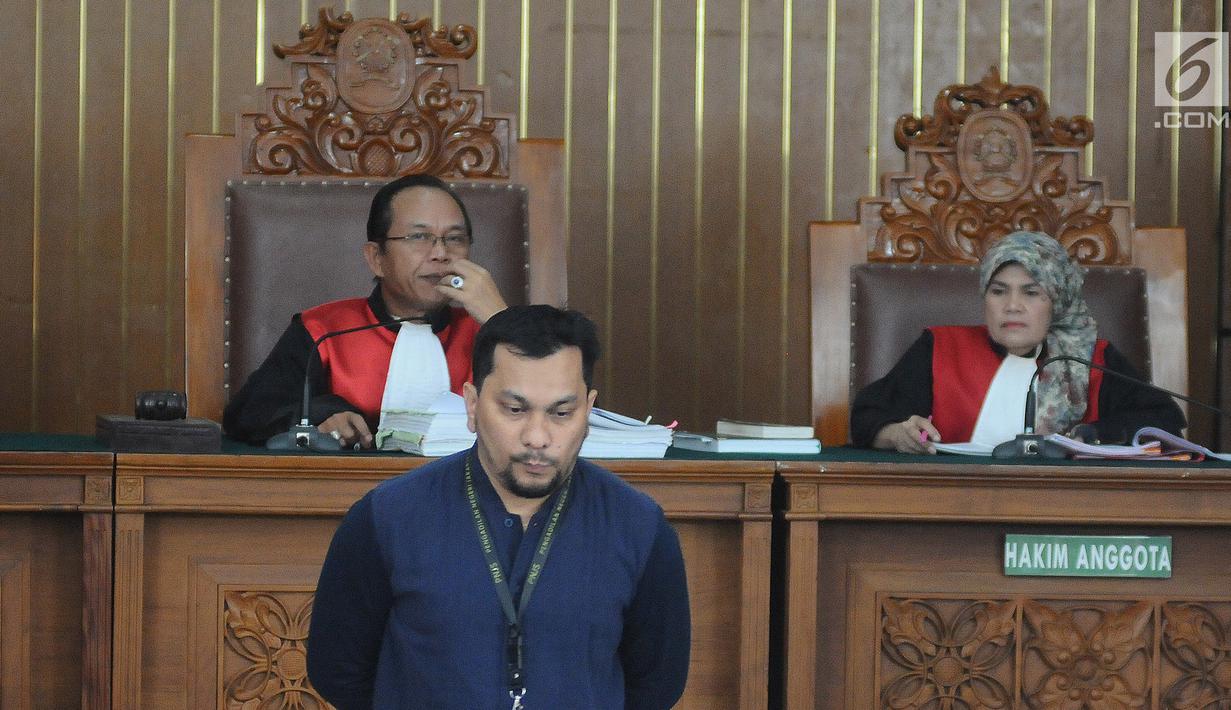 Foto Rocky Gerung Dan Tompi Jadi Saksi Persidangan Ratna Sarumpaet