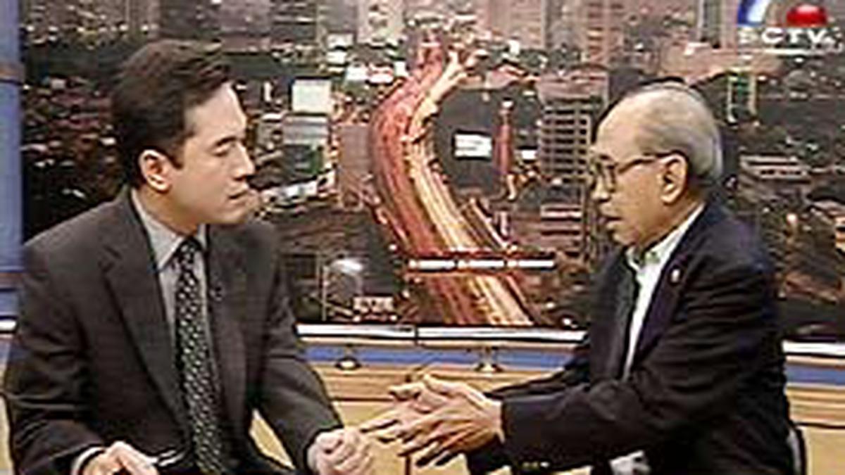 J.E. Sahetapy: Ada Indikator Pembohongan Publik - News Liputan6.com