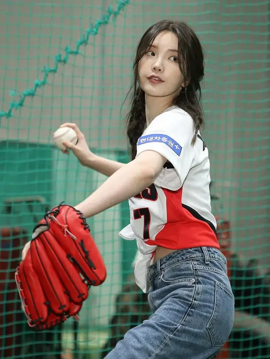 Potret YouTuber Xooos yang Diisukan Pacar Park Seo Joon, Teman Jennie BLACKPINK - Foto Liputan6.com