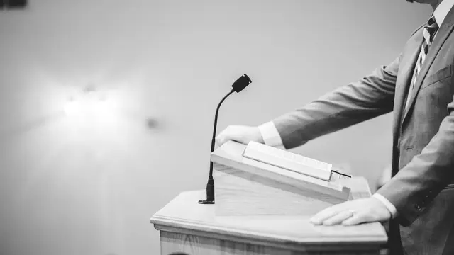 20 Contoh Kalimat Penutup Pidato yang Menarik Disampaikan - Ragam Bola.com