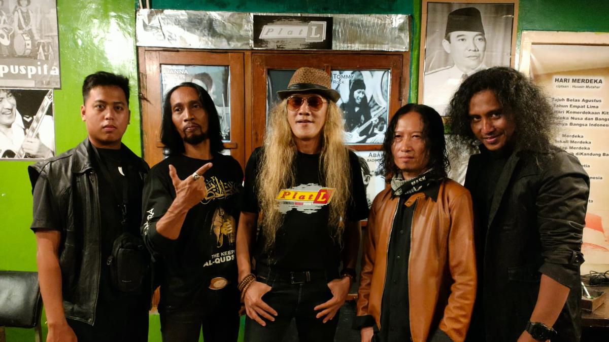 Rilis Single Baru di Tanggal Cantik, Band Plat L Siap Jadikan Surabaya ...