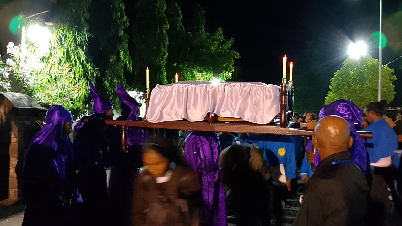 Mengenal Prosesi Logu Senhor, Warisan Portugis di Sikka NTT