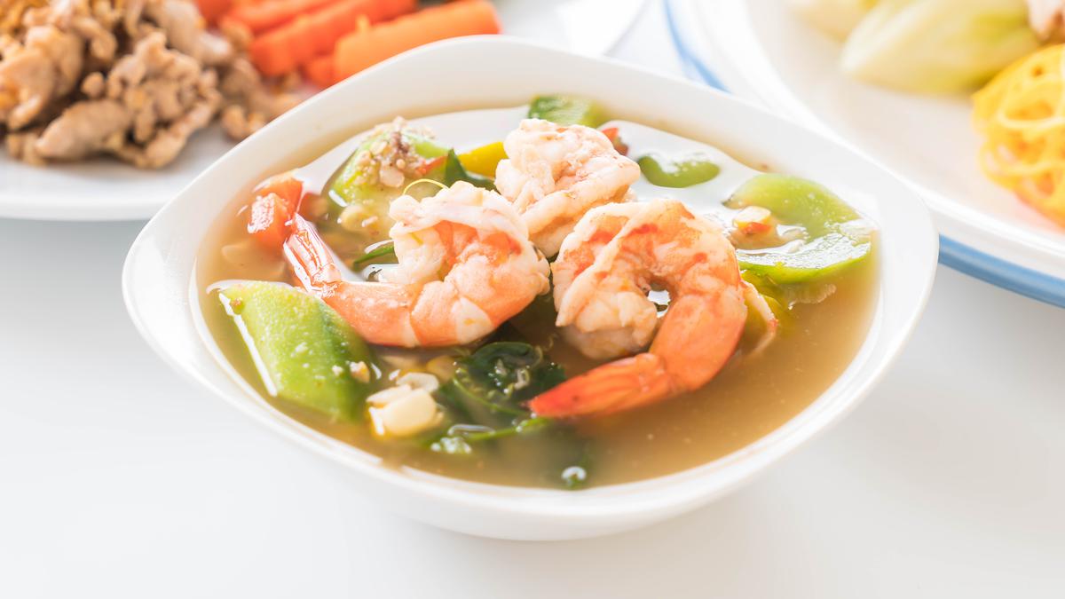 Resep Capcay Udang Sayur dengan Kuah Lezat Ala Rumahan - Food Fimela.com
