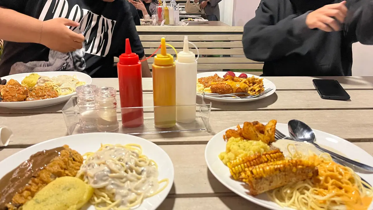 Mengenal Big Papa Pasta & Steak, Kuliner Viral di Bandung yang ...