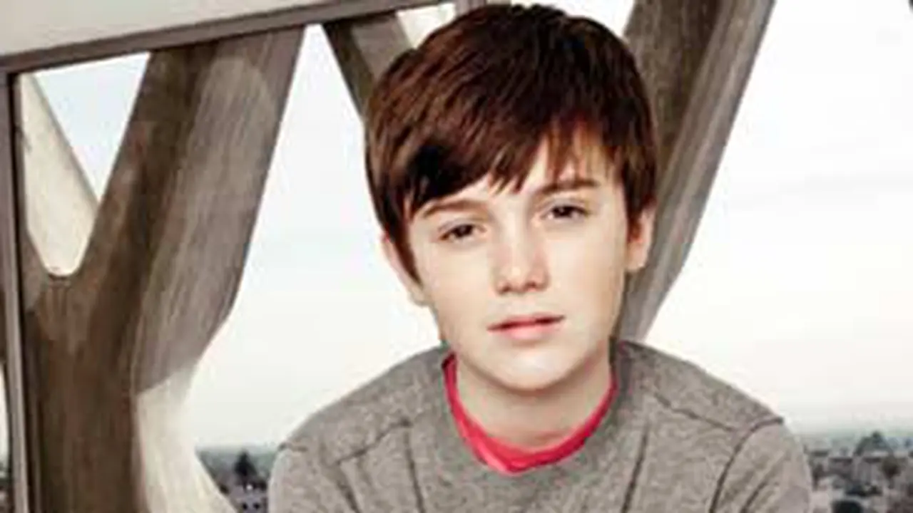 Greyson Chance, Lahir dan Besar Karena You Tube - ShowBiz Liputan6.com