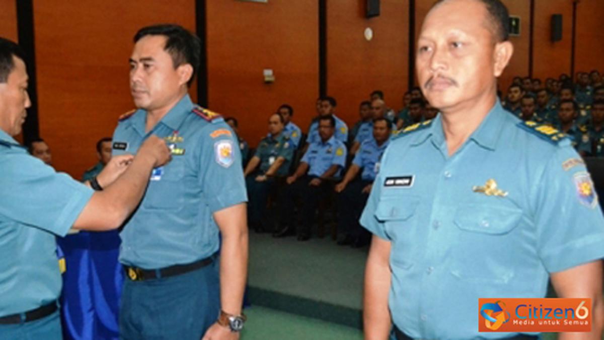 Koarmatim Gelar Latihan SAR Kapal Selam - Foto Liputan6.com