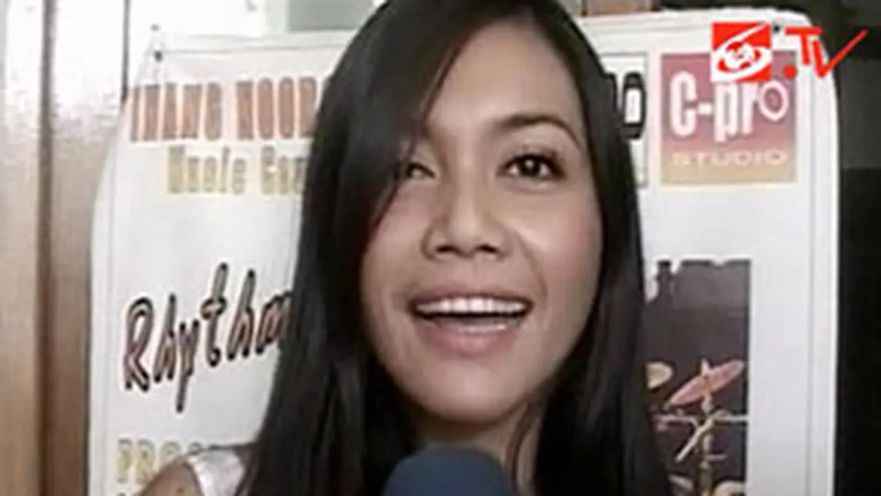 Denada, Luncurkan Album Sekaligus Kenalkan Calon Suami - ShowBiz ...