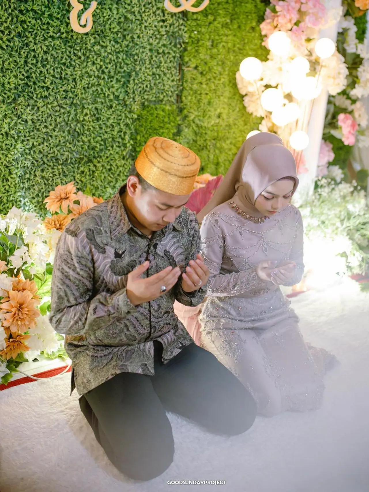 6 Potret Putri Isnari Dangdut Academy Dilamar Abdul Azis dengan Uang Panai Rp 2 M, Segera Jadi ...