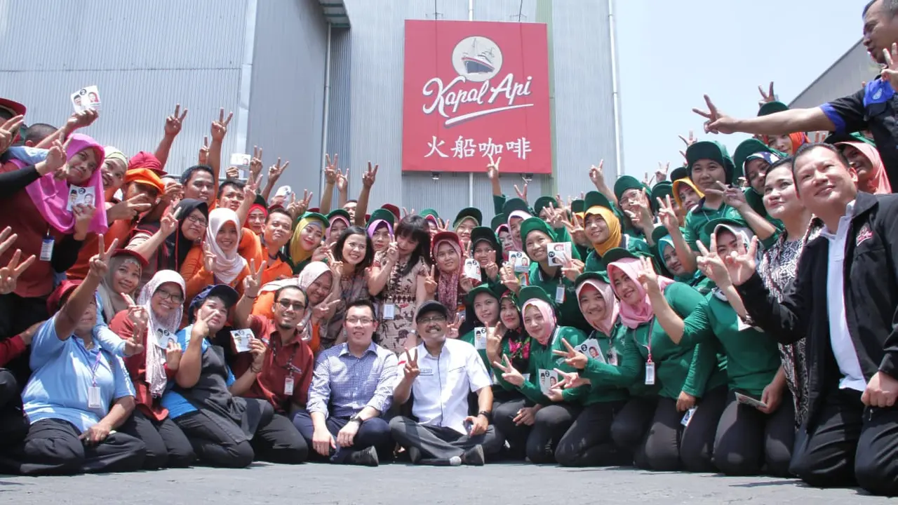 PT Santos Jaya Abadi, Produsen Kopi Kapal Api yang Legendaris - Hot ...