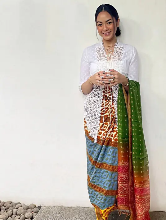 6 Potret Adu Gaya Rania Yamin dan Patricia Putri, Pancarkan OOTD Ala Ningrat yang Berwibawa ...