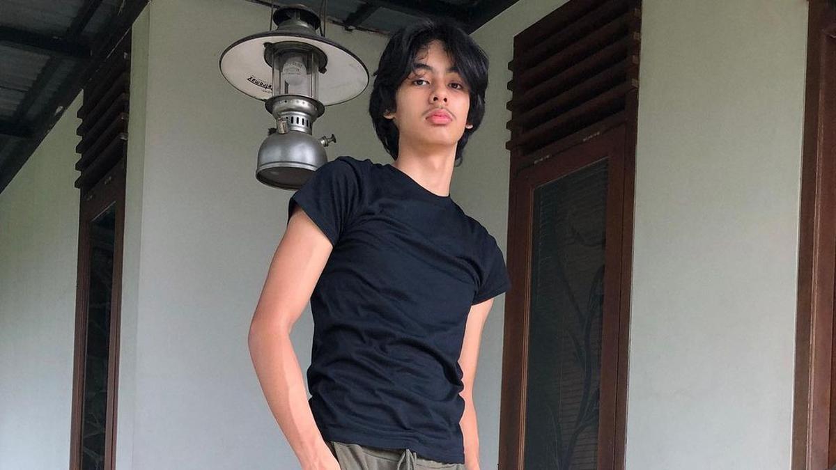 7 Potret Gagah Fattah Syach, Putra Attar Syach yang Siap Ikuti Jejak ...